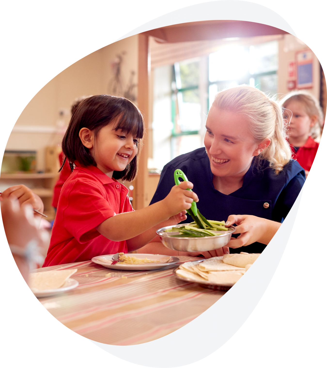 Early Years Lead Practitioner Level 5 | Busy Bees